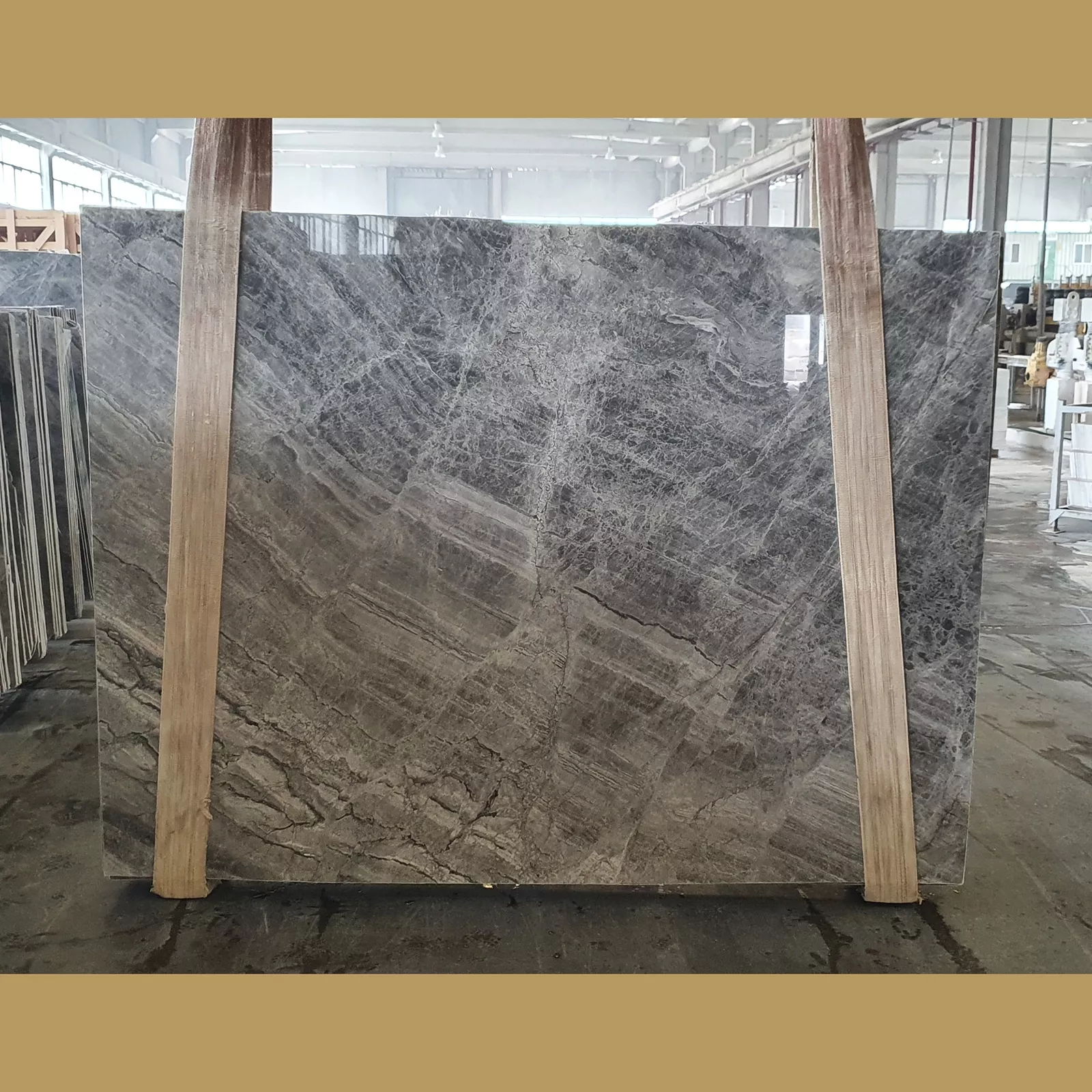 Ionic Stone | Lava River Plaka